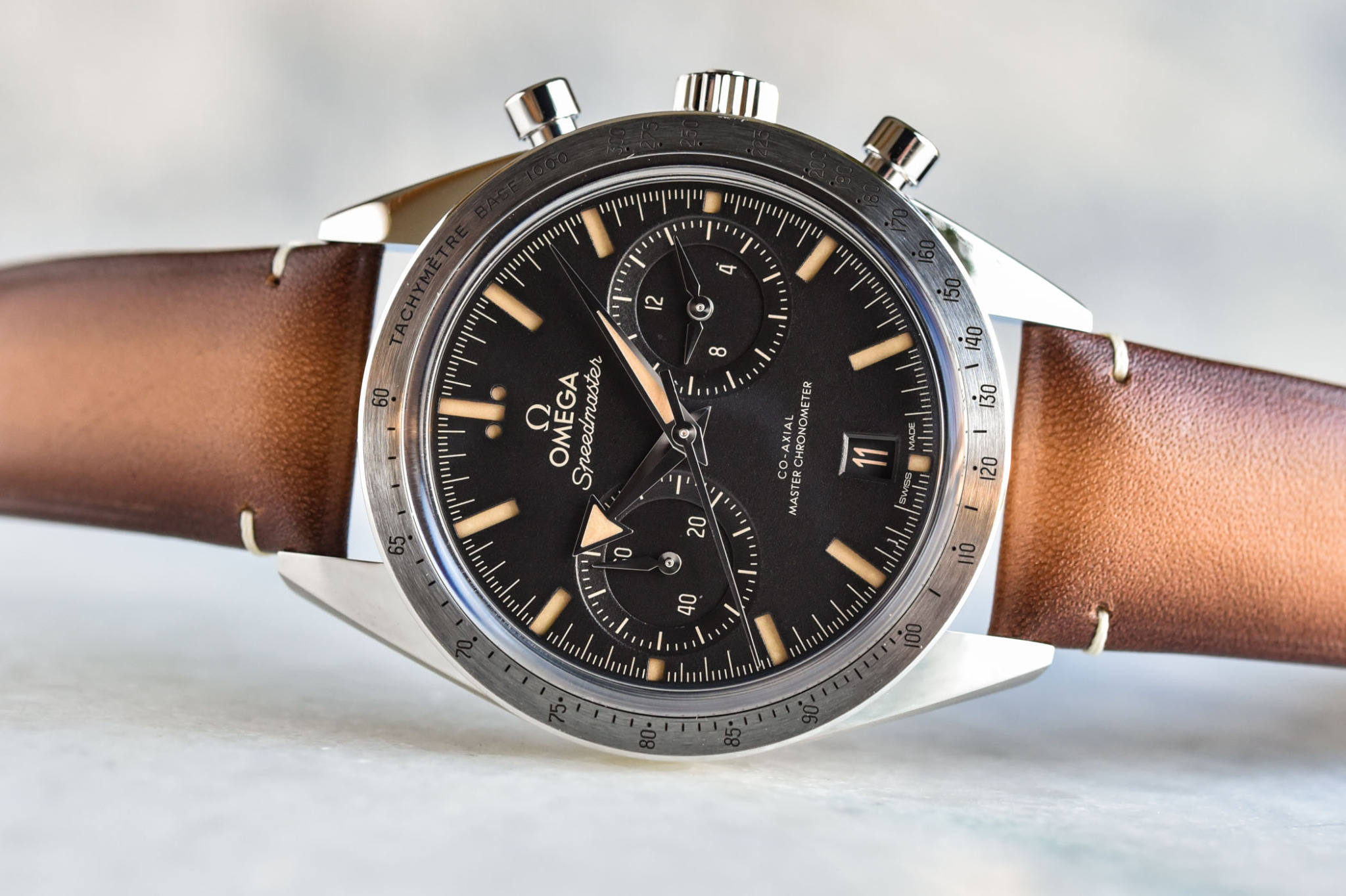 Review - The Hand-Wound Omega Speedmaster 57 40.5mm