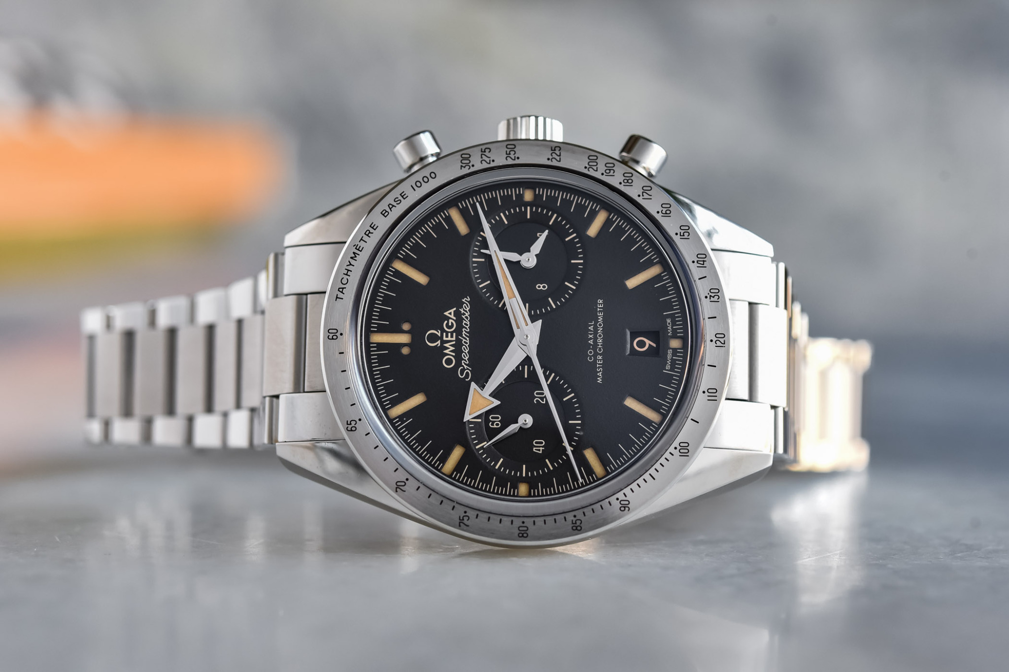 Review - The Hand-Wound Omega Speedmaster 57 40.5mm