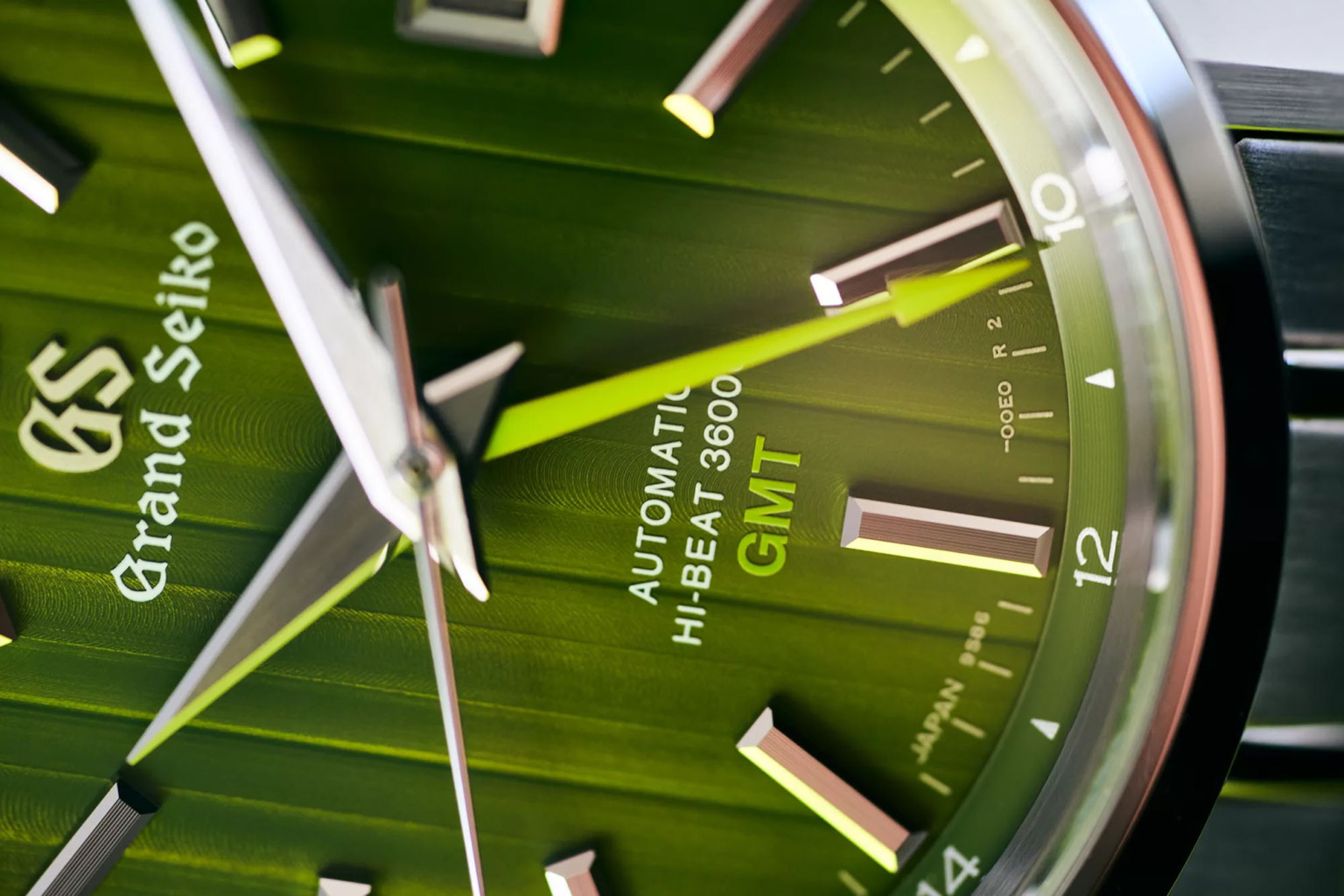 Introducing US-Only Grand Seiko 44GS GMT SBGJ261 and SBGJ259