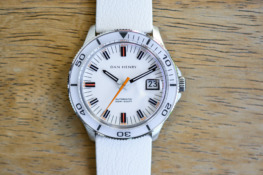 Dan Henry 1975 Skin Diver - Accessible Dive Watch Review (Price)