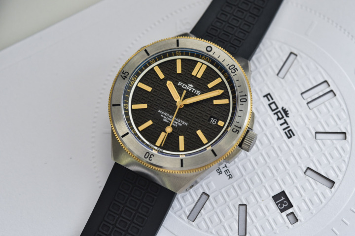 New 2022 Editions of Fortis Marinemaster M-44 - Hands-On, Specs, Price