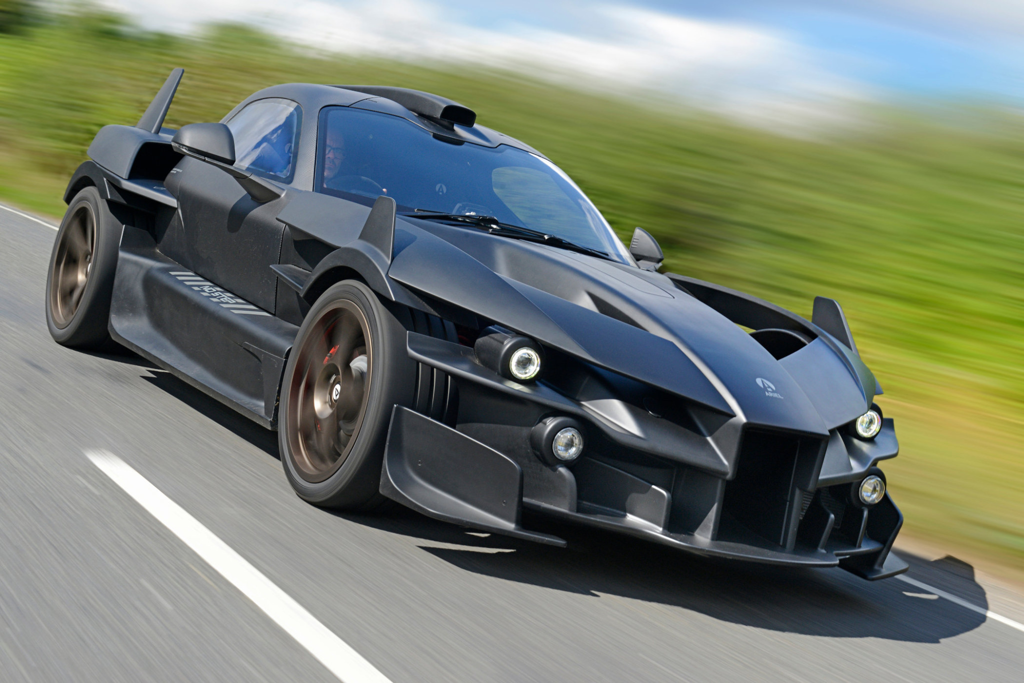 Ariel Motors has just announced the mental Hipercar.