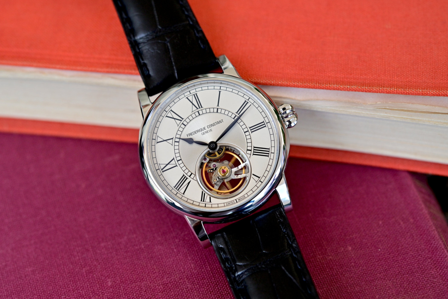 Hands-on - The new look of the Frederique Constant Classics Heart Beat