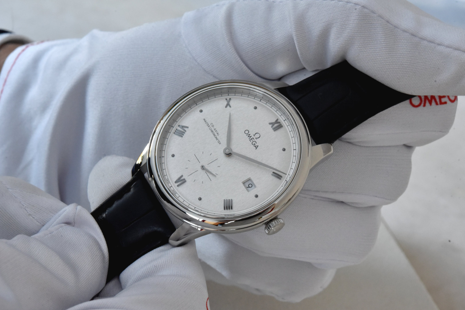 Introducing - The third generation of the Omega De Ville Prestige