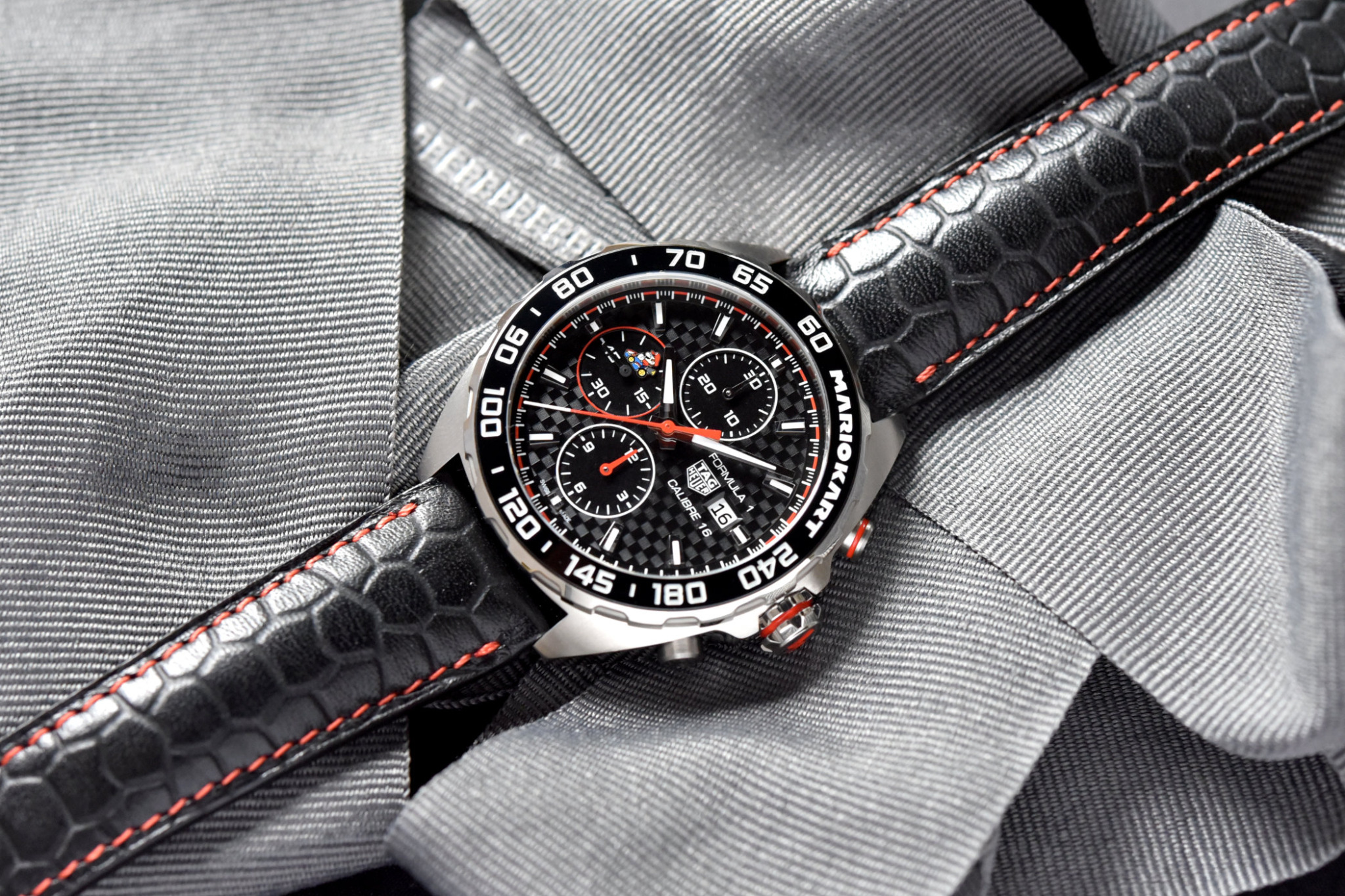 TAG Heuer Formula 1 x Mario Kart Limited Editions - Hands-On, Price