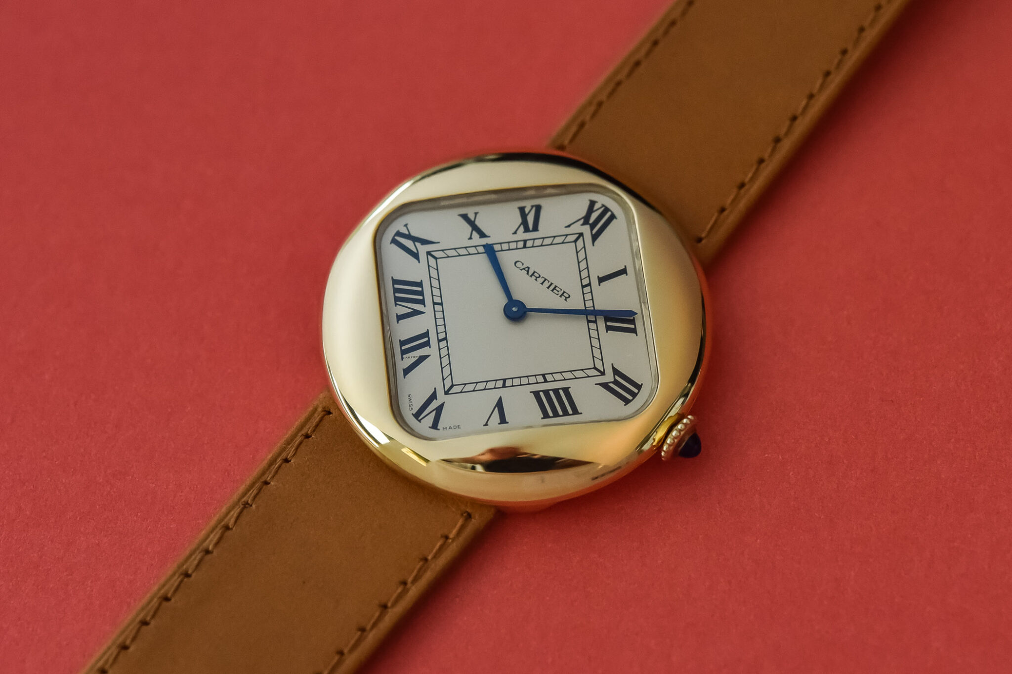 Hands-On - The Cartier Pebble Watch Re-Edition (Specs & Price)