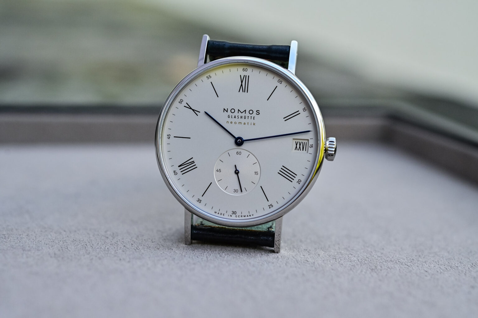 hands-On 2022 Nomos Ludwig neomatik 41 date Roman numerals