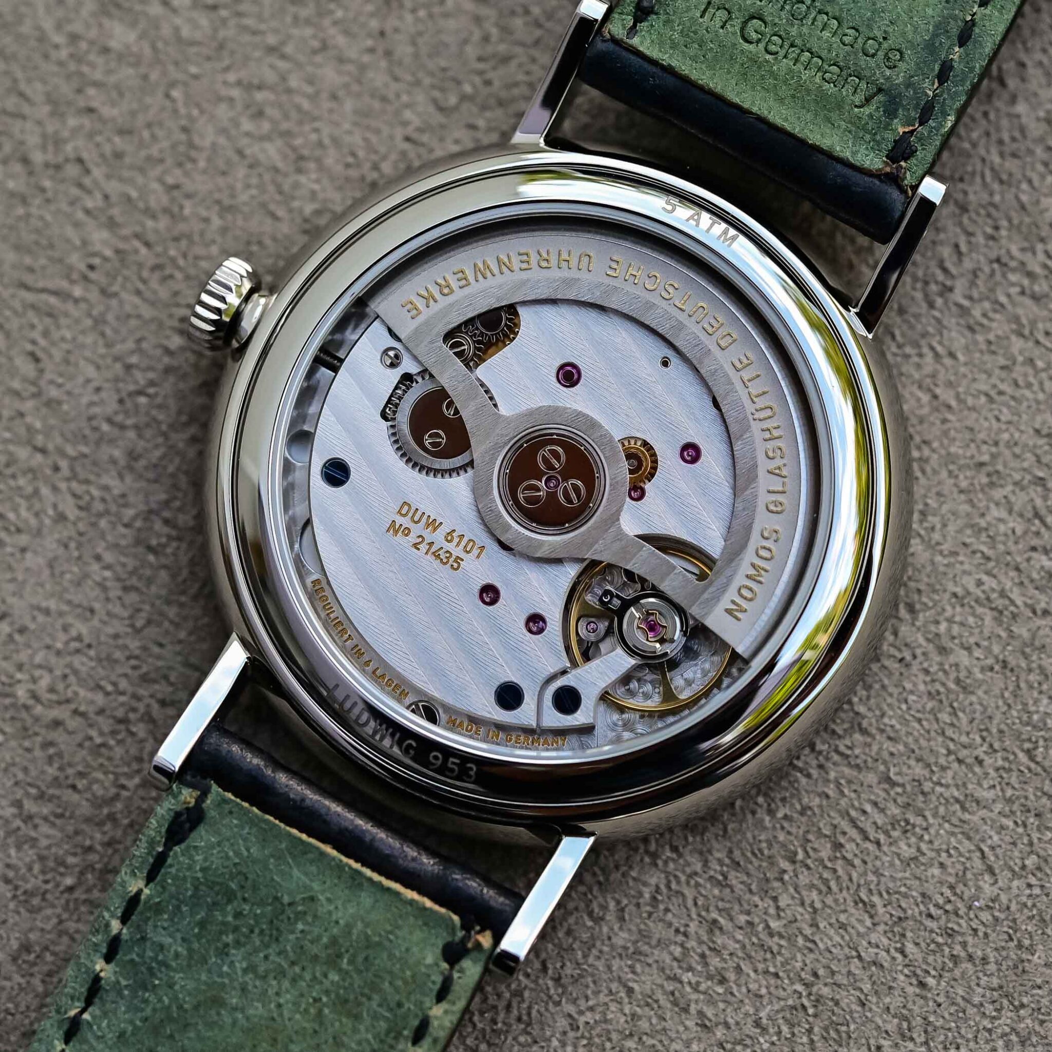 hands-On 2022 Nomos Ludwig neomatik 41 date Roman numerals