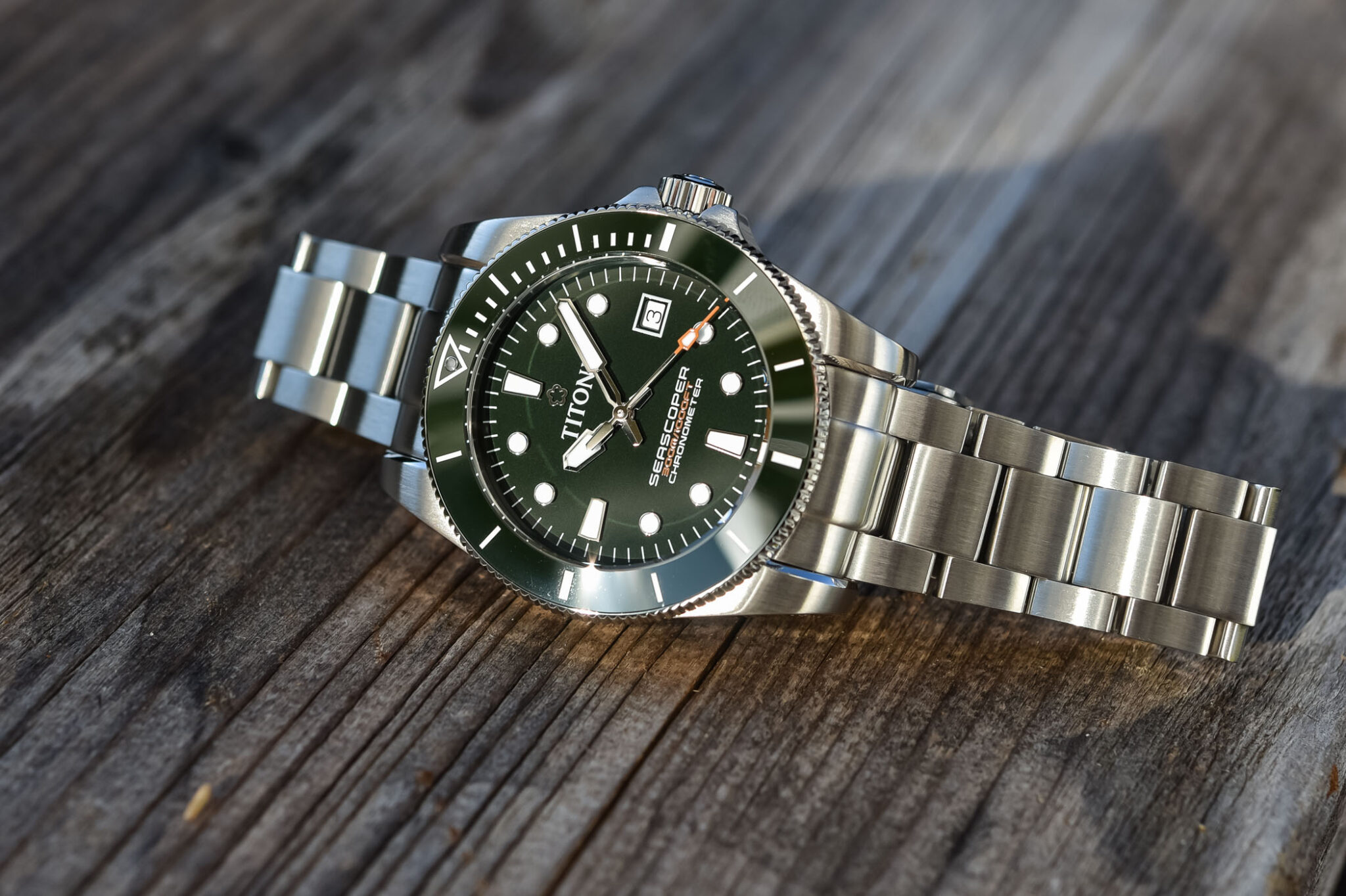 Hands-On - Titoni Seascoper 300 Chronometer Dive Watch (Price)