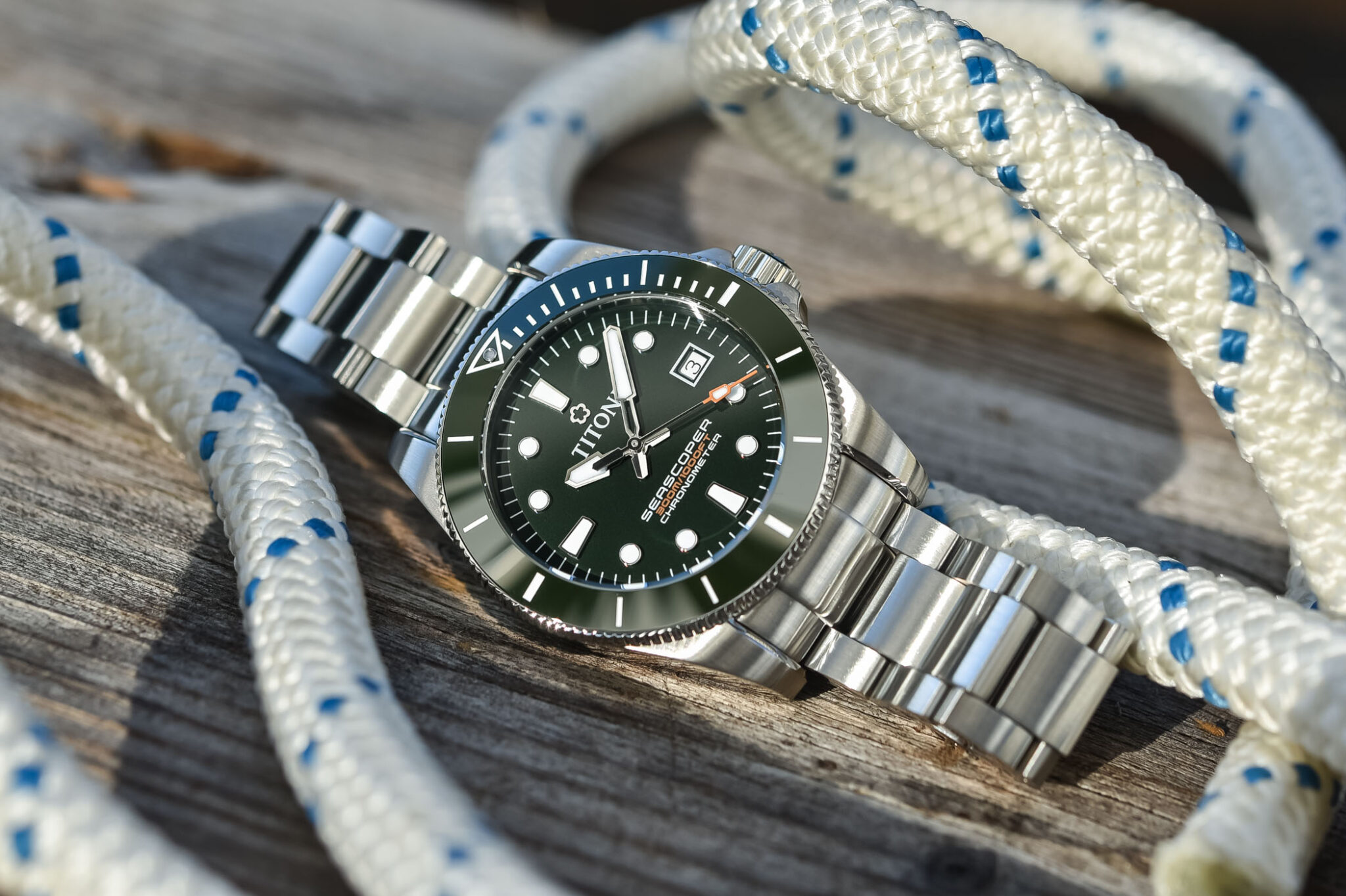 Hands-On - Titoni Seascoper 300 Chronometer Dive Watch (Price)