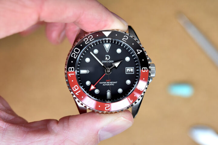 Hands-on: The DIY Watch Club Bluing And Luming Kits