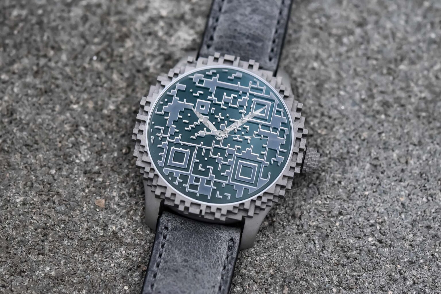 The Future Has Landed On Board The H. Moser & Cie. Endeavour Centre ...