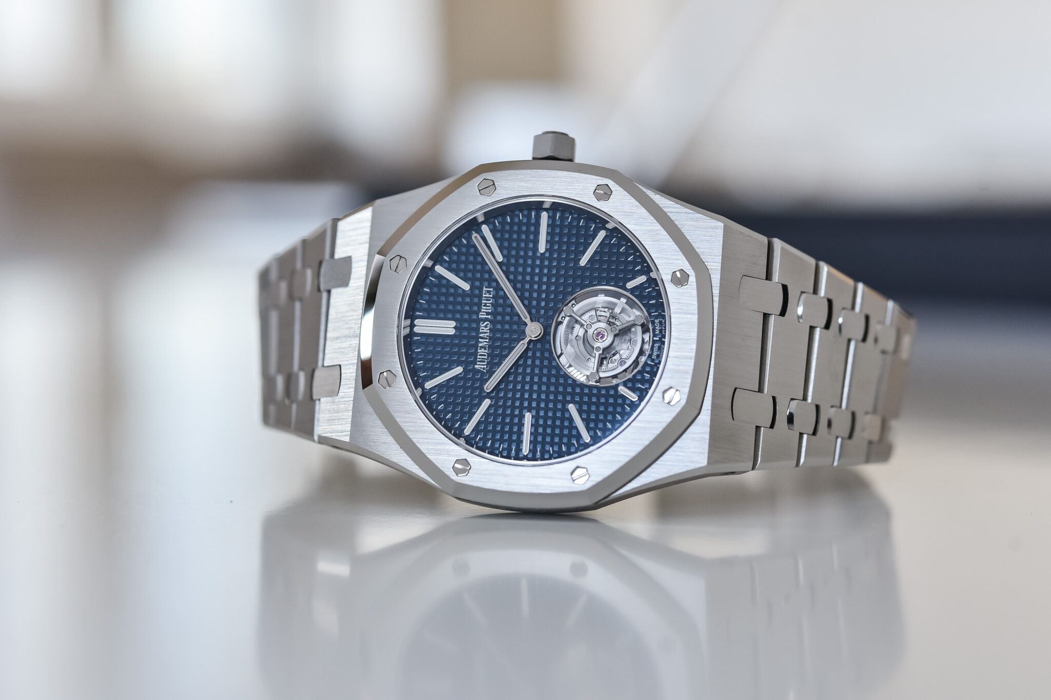 Hands-On Audemars Piguet Royal Oak Selfwinding Flying Tourbillon Extra ...