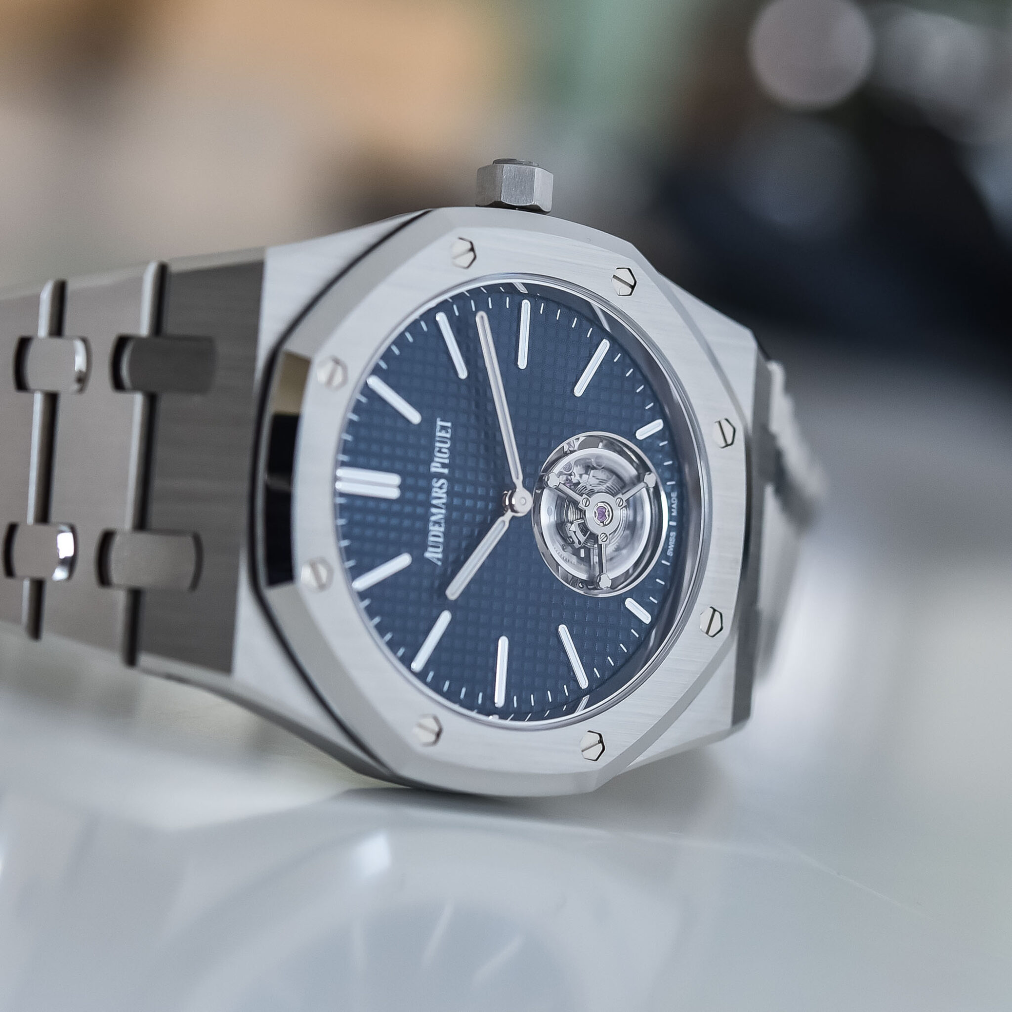 Hands-On Audemars Piguet Royal Oak Selfwinding Flying Tourbillon Extra ...