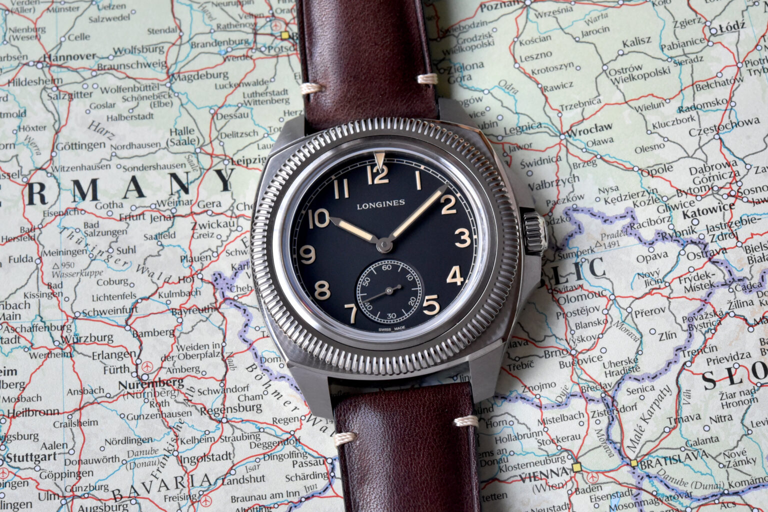 Hands-On With The Brand-New Take on The Longines Pilot Majetek