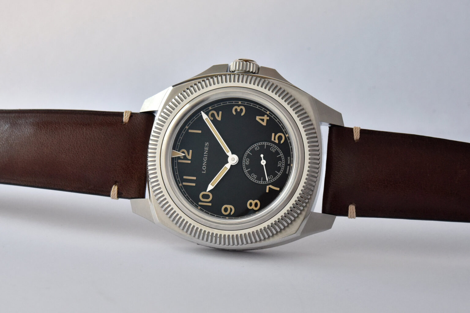 Hands-On With The Brand-New Take on The Longines Pilot Majetek