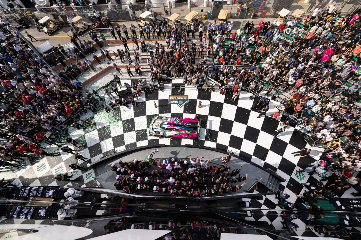 The Petrolhead Corner - Acura races to victory at Daytona