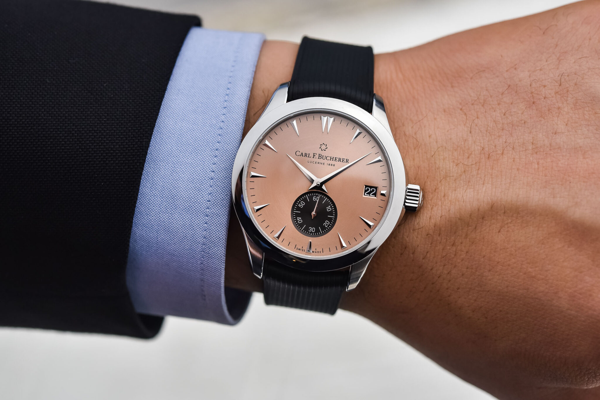 Hands-On With The Updated Carl F. Bucherer Manero Peripheral 40mm ...