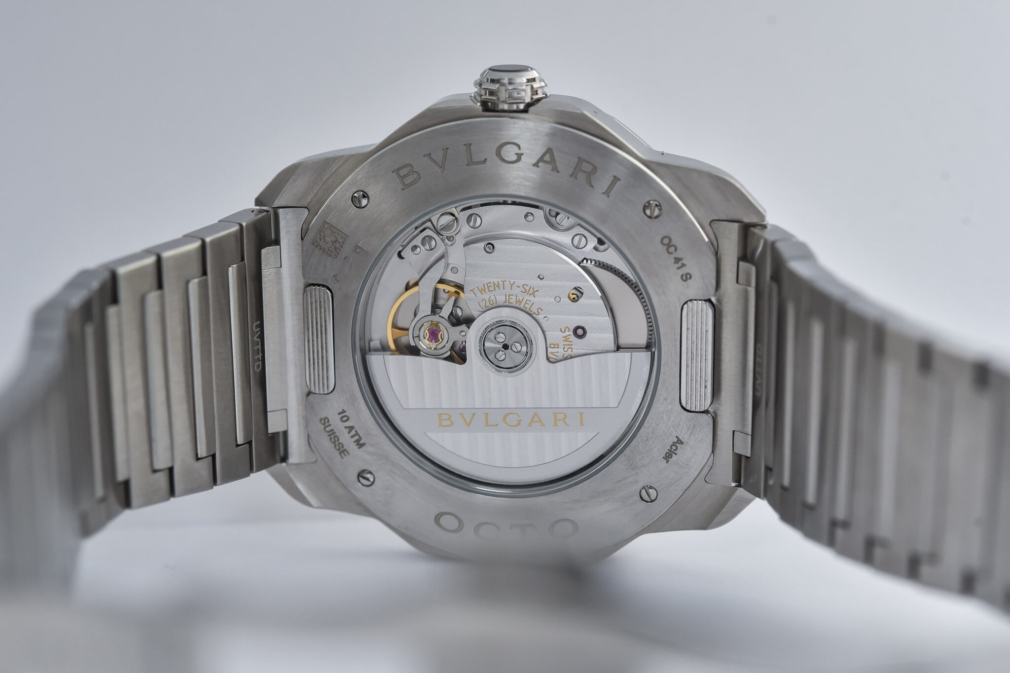 Hands-On With The New, Redesigned Bulgari Octo Roma Automatic