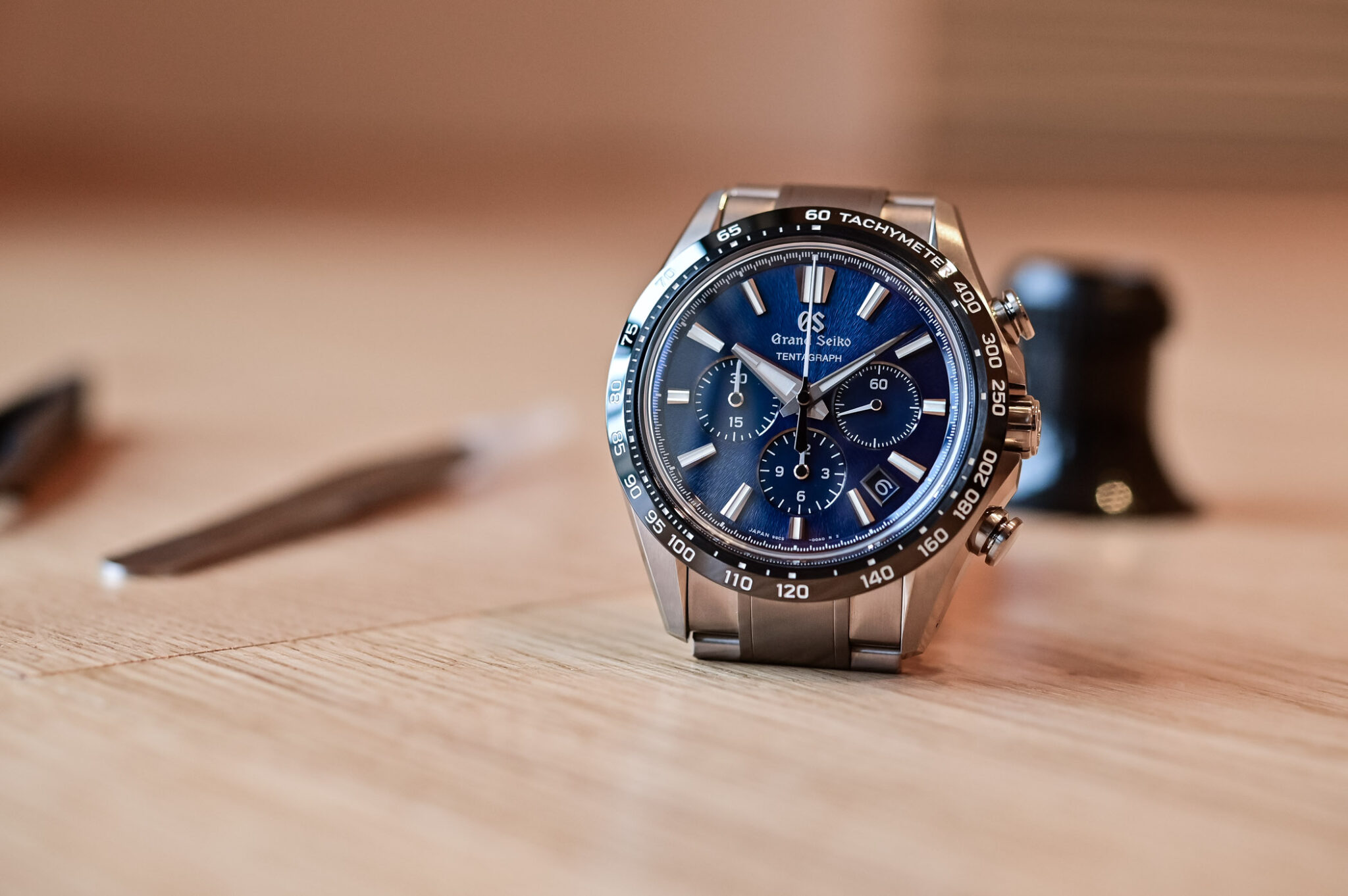 Hands-On: Grand Seiko's First Mechanical Chronograph, the Tentagraph ...