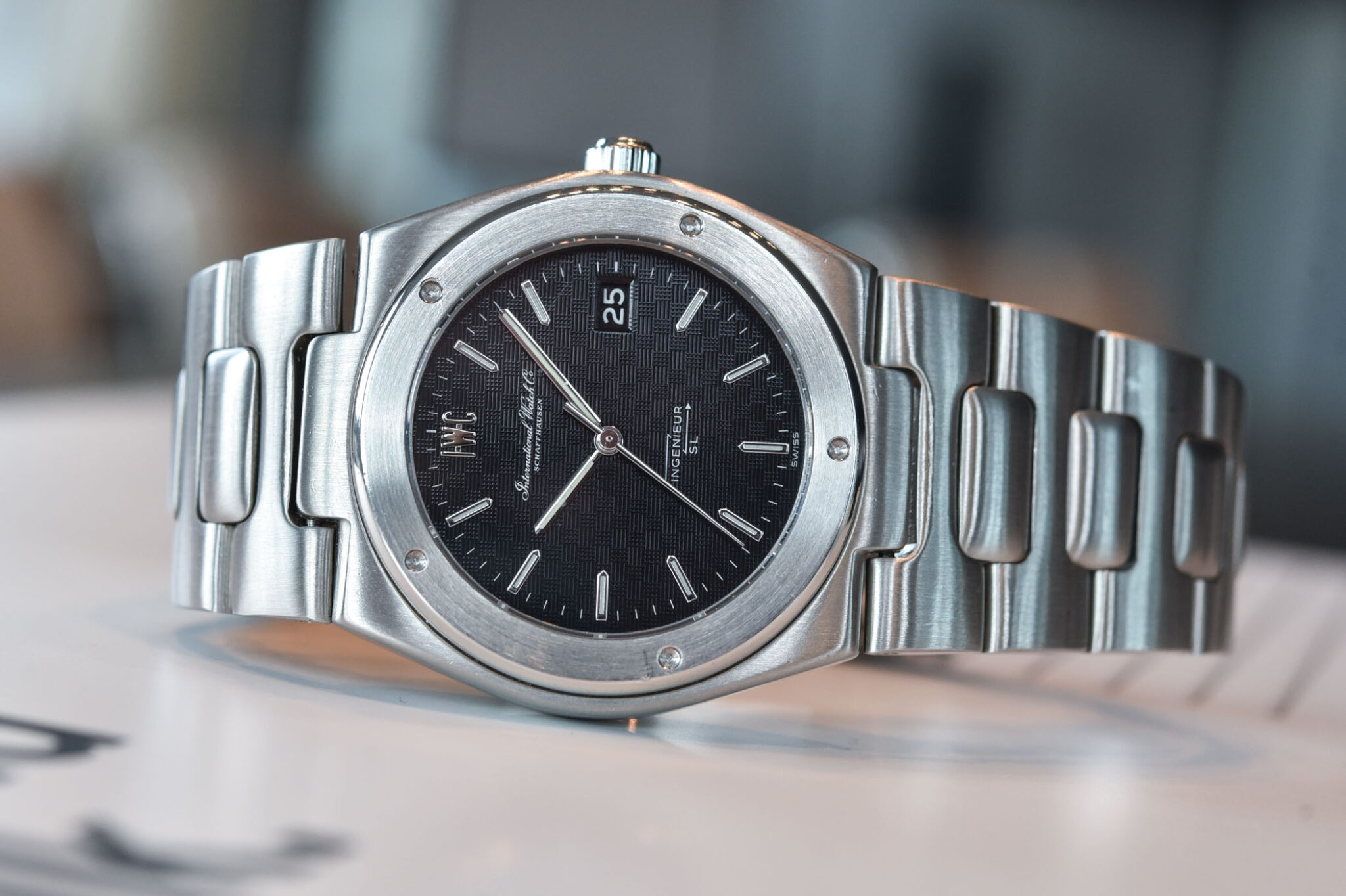 Hands-On: The New IWC Ingenieur Automatic 40 Is Back To Genta's ...