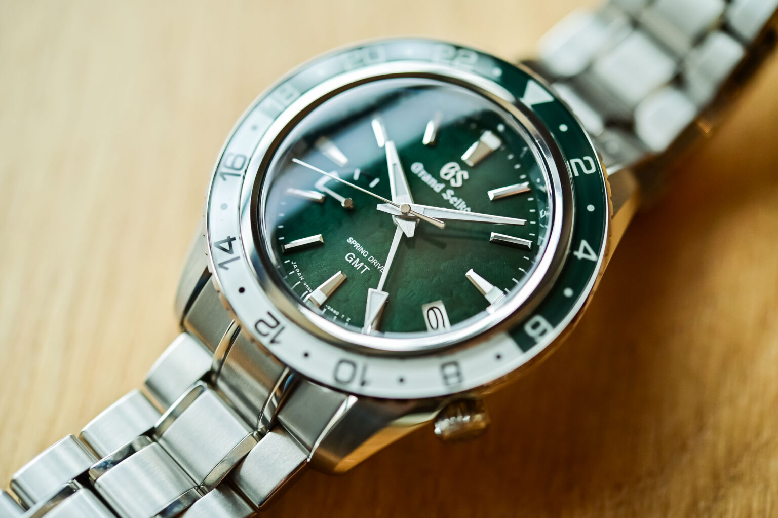 Hands-On With The Grand Seiko Spring Drive GMT Hotaka Peaks SBGE295