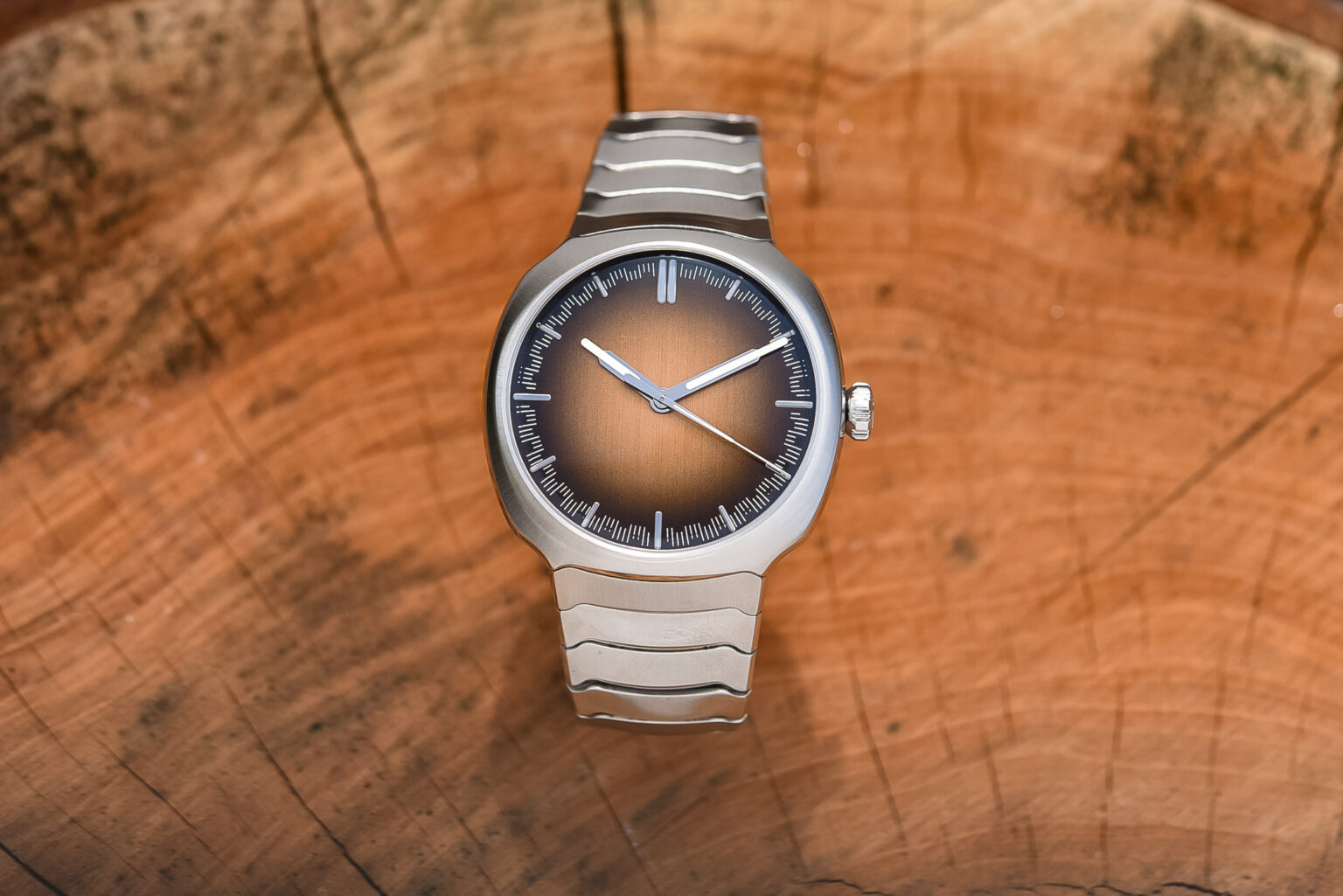 Introducing The Moser Streamliner Centre Seconds Smoked Salmon (Live ...