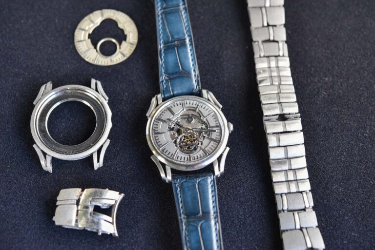 Hands-On: The New Holthinrichs Deconstructed, A Radical New Era For The ...