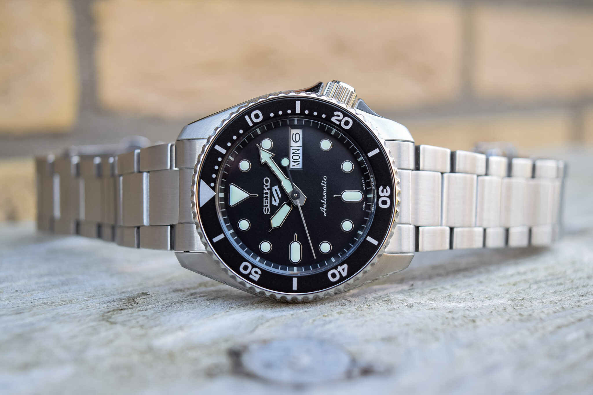 Hands-On With The Seiko 5 Sports SKX Series 38mm Collection