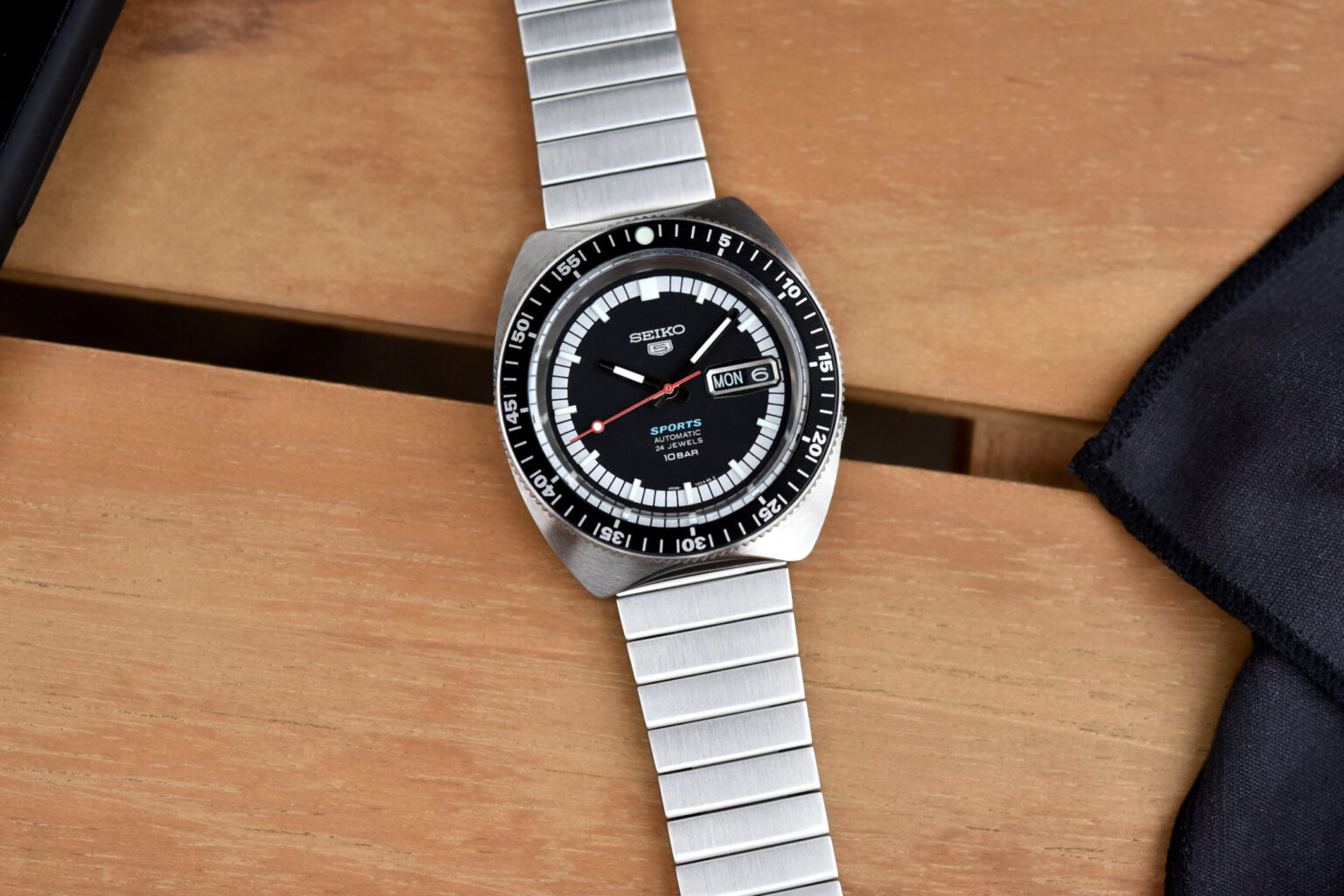 Seiko Takes Us Back To The Roots of The 5 Sports With The Cool SPRK17 ...