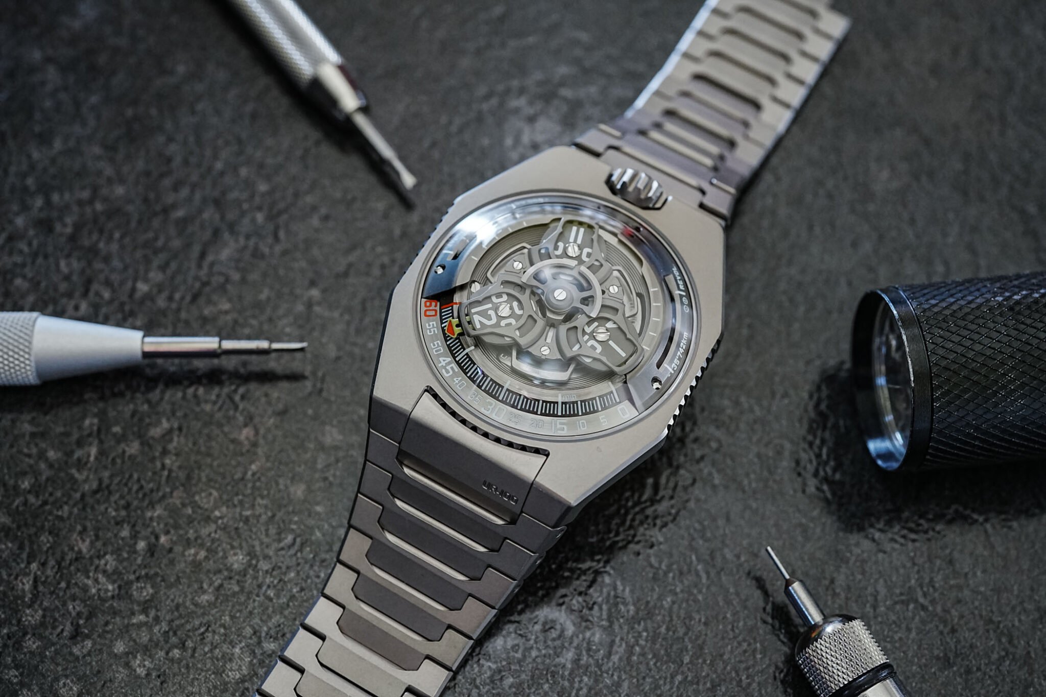 Hands-On: The Full-Titanium Urwerk UR-100V Magic T