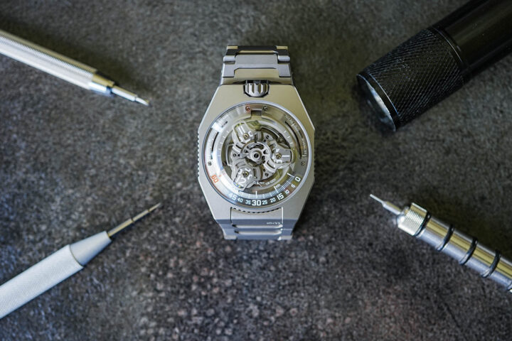 Hands-On: The Full-Titanium Urwerk UR-100V Magic T