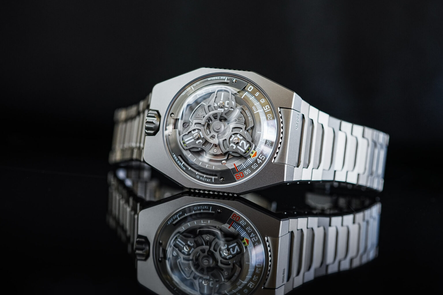 Hands-On: The Full-Titanium Urwerk UR-100V Magic T