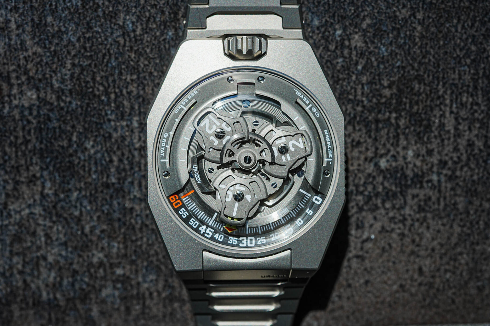 Hands-On: The Full-Titanium Urwerk UR-100V Magic T