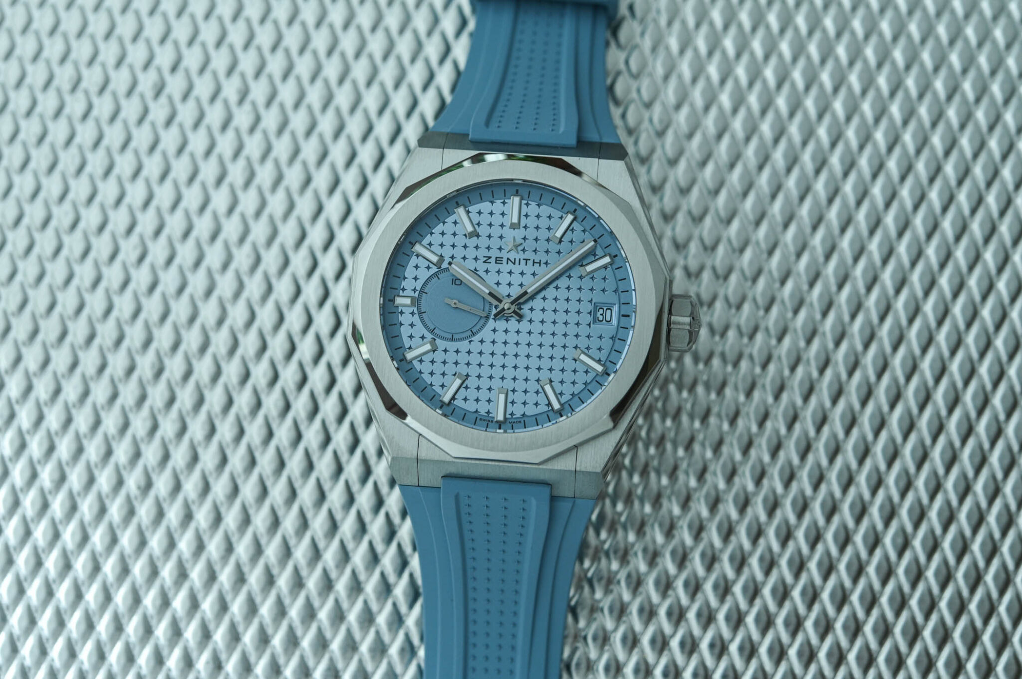 Hands on: The Refreshing Ice Blue Dials Of The Zenith Defy Skyline