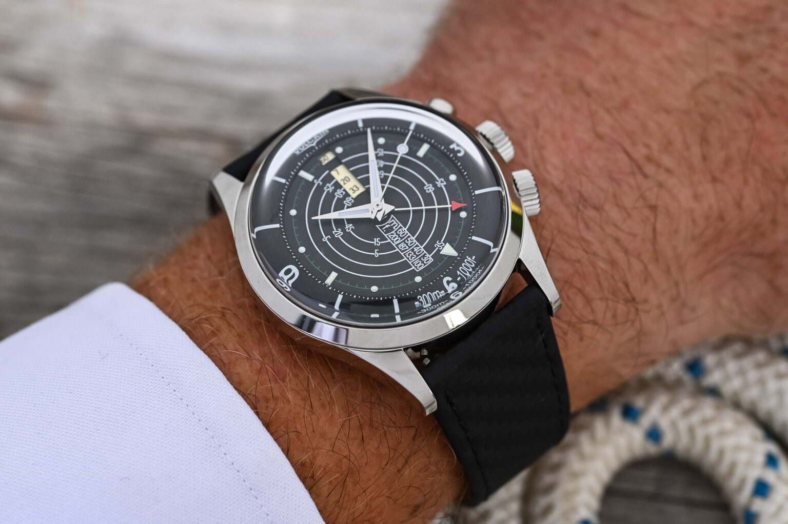 Introducing The New, Vintage-Inspired Vulcain Cricket Nautical Alarm ...