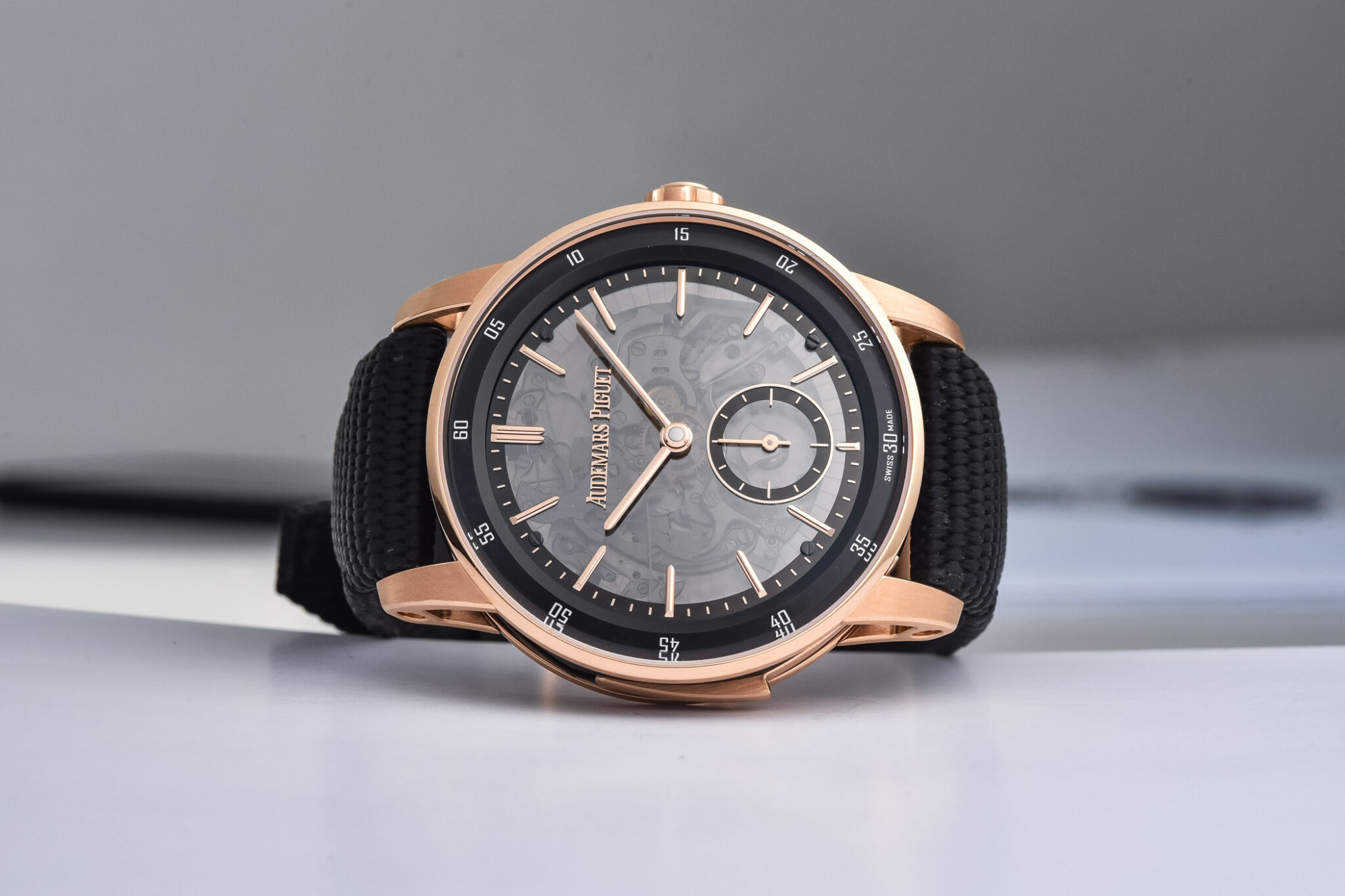 Hands-On: The Sapphire Dial AP Code 11.59 Minute Repeater Supersonnerie