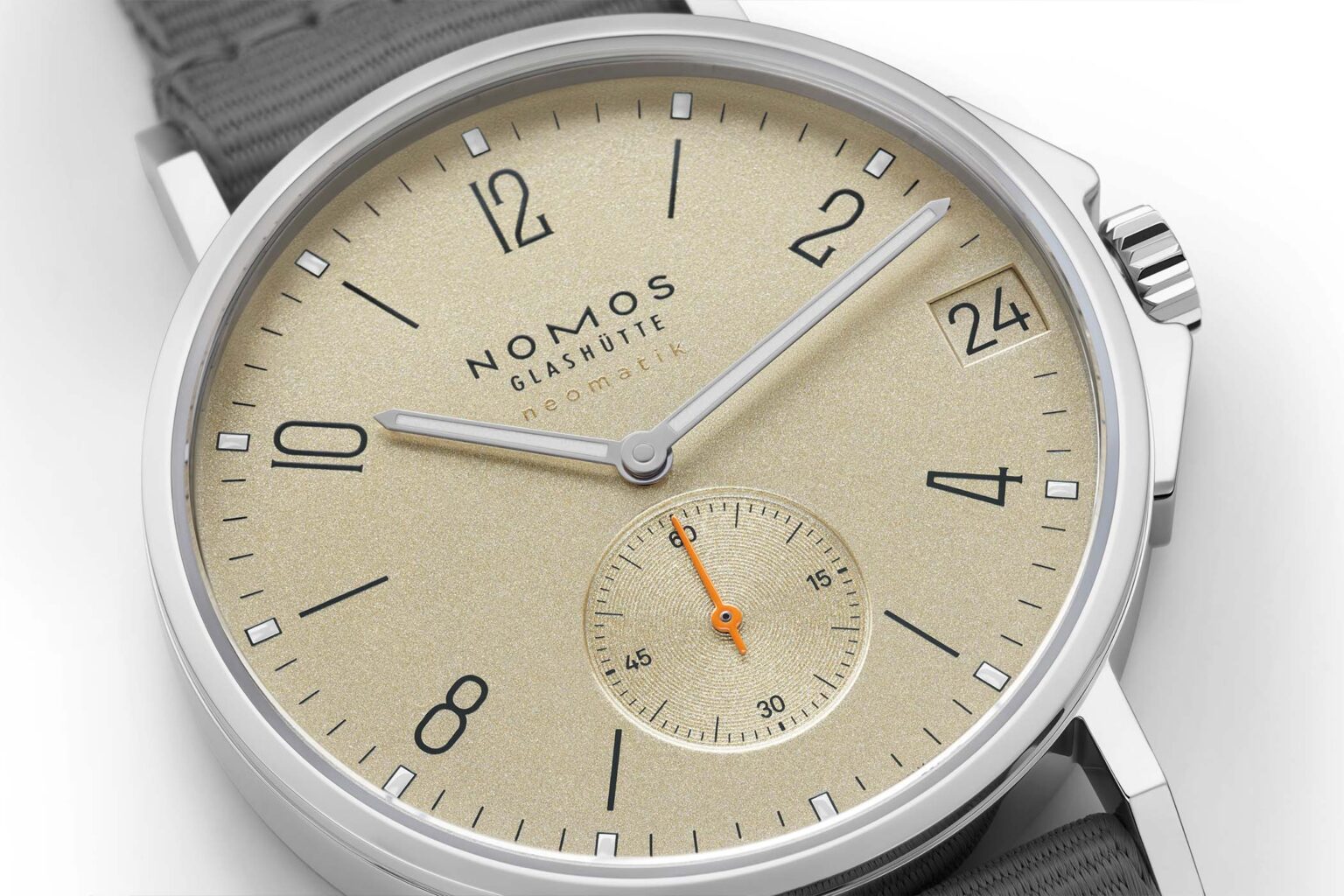 Introducing The New Nomos Ahoi Neomatik 38 Date Sand & Sky