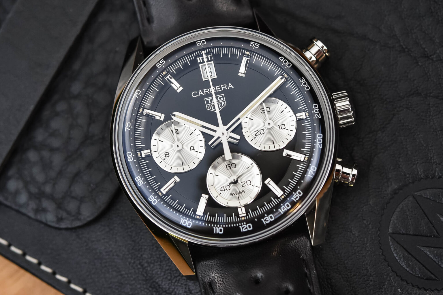 Video Review: The TAG Heuer Carrera Glassbox Chronograph 39mm Black Dial