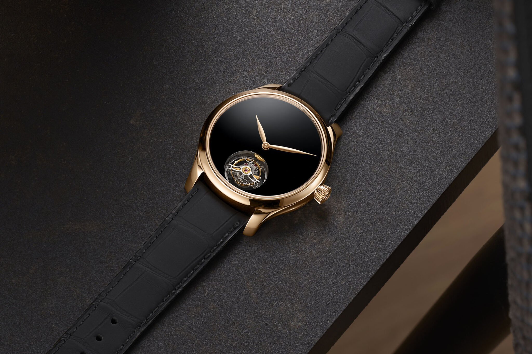 Introducing H. Moser & Cie. Endeavour Tourbillon Concept and Centre ...
