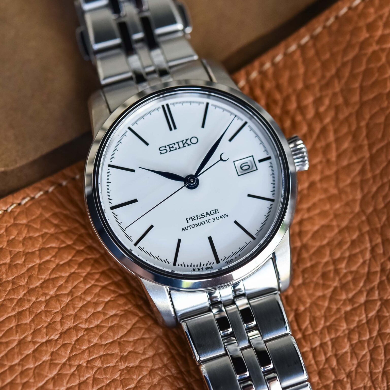 First Look: Seiko Presage With Enamel or Urushi Dials SPB403, SPB405 ...