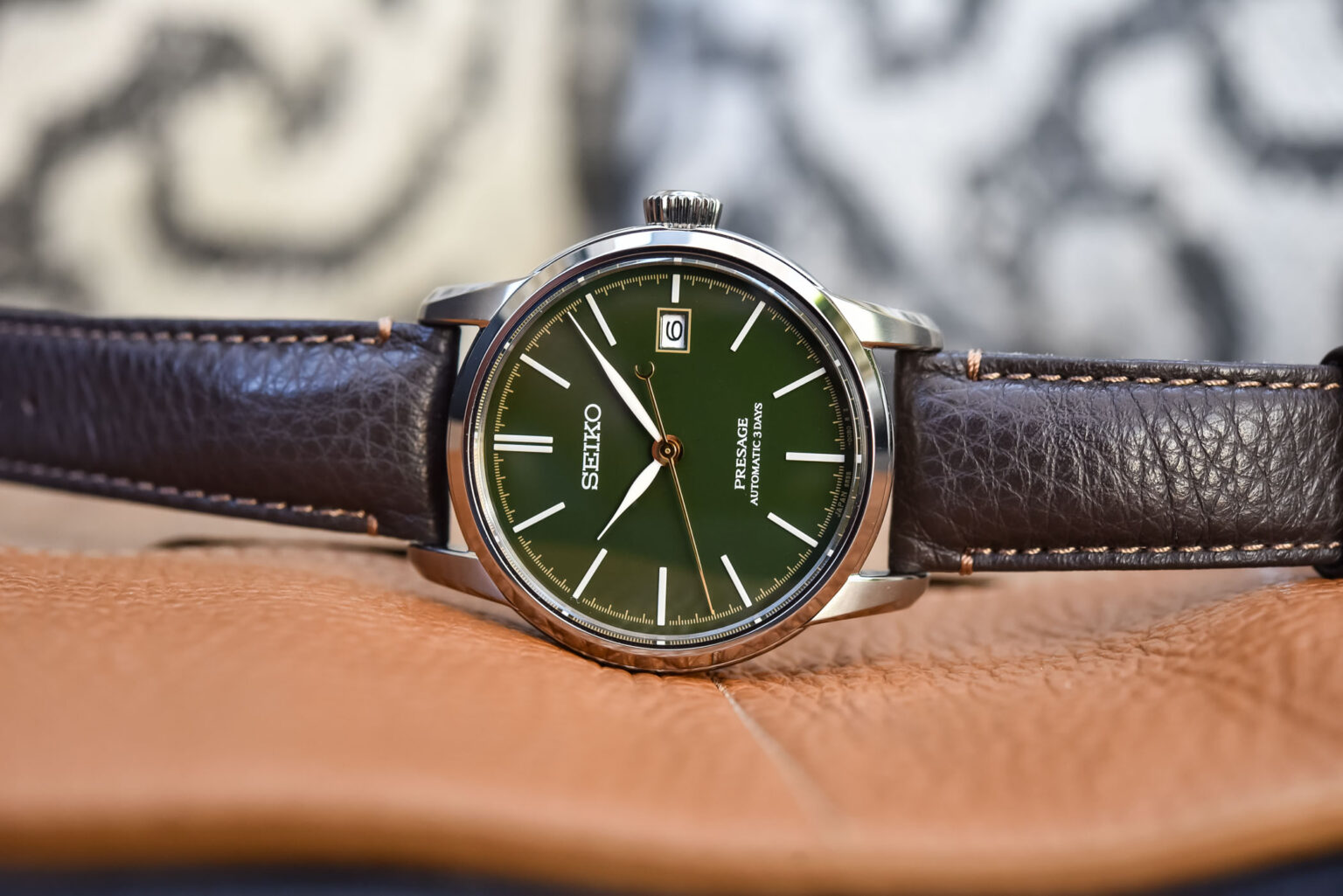 First Look: Seiko Presage With Enamel or Urushi Dials SPB403, SPB405 ...