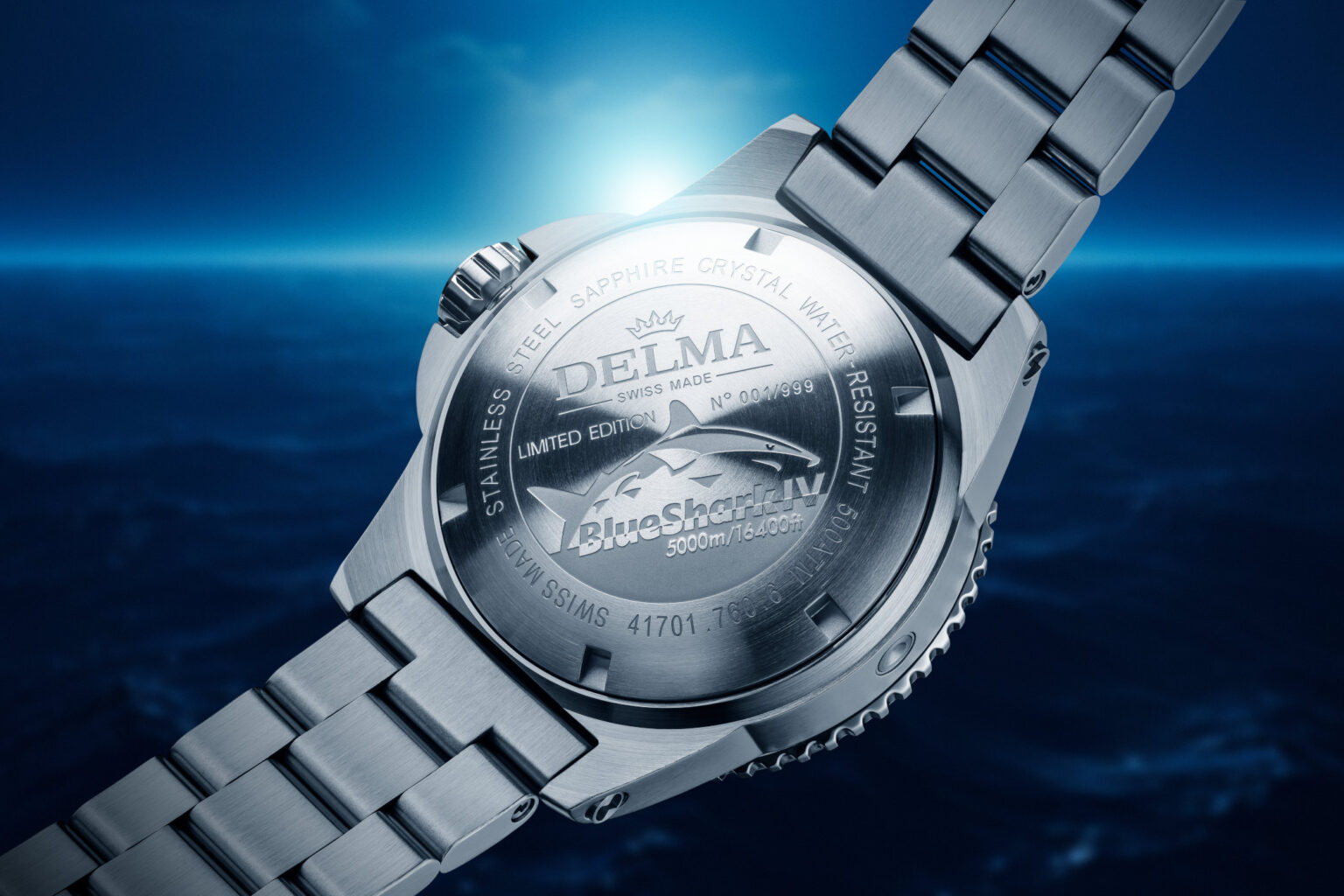 The New Delma Blue Shark IV Takes You To A Depth of 5000m