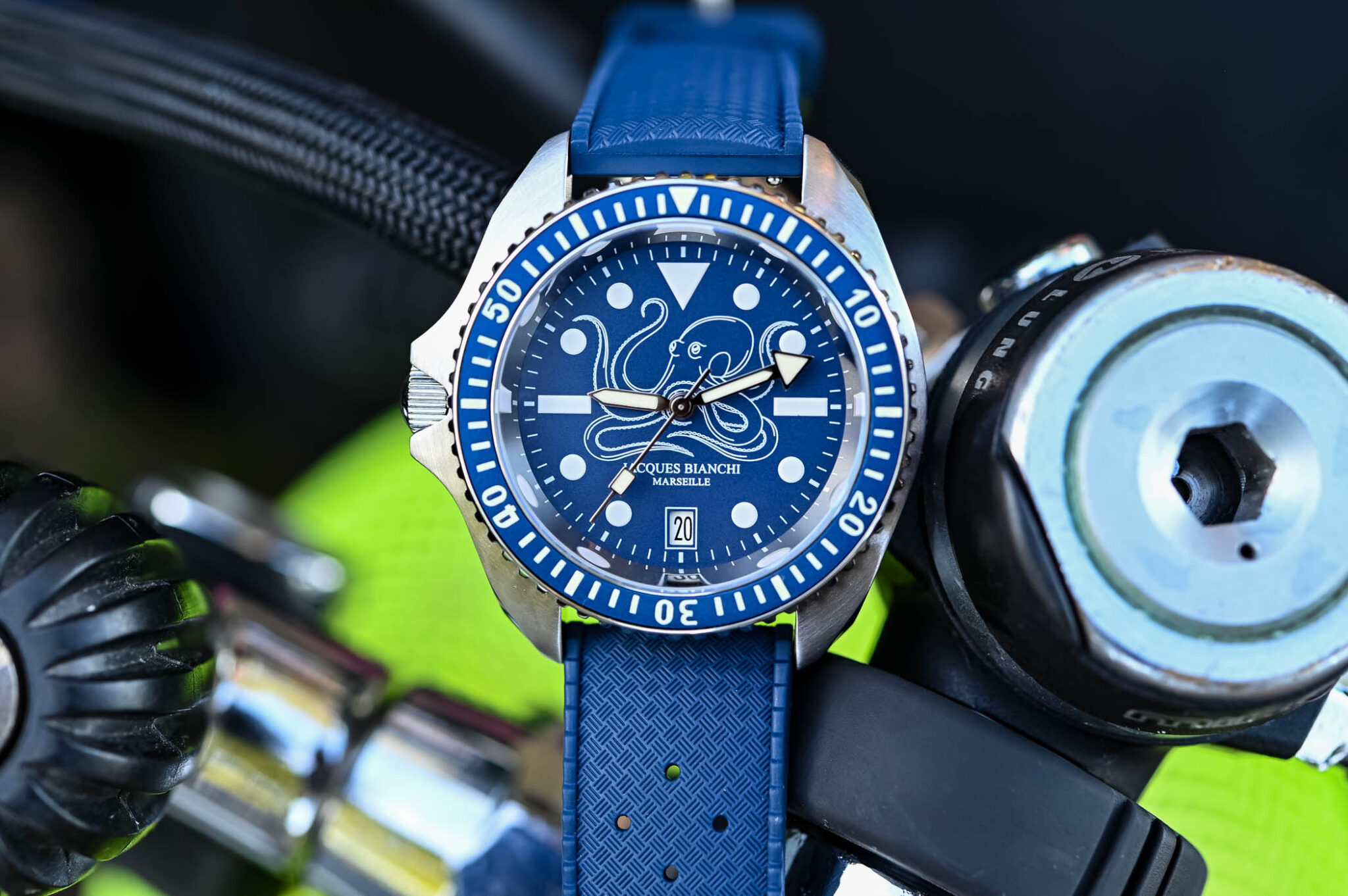 First Look: The New Jacques Bianchi JB200 Poulpro Destro Diver