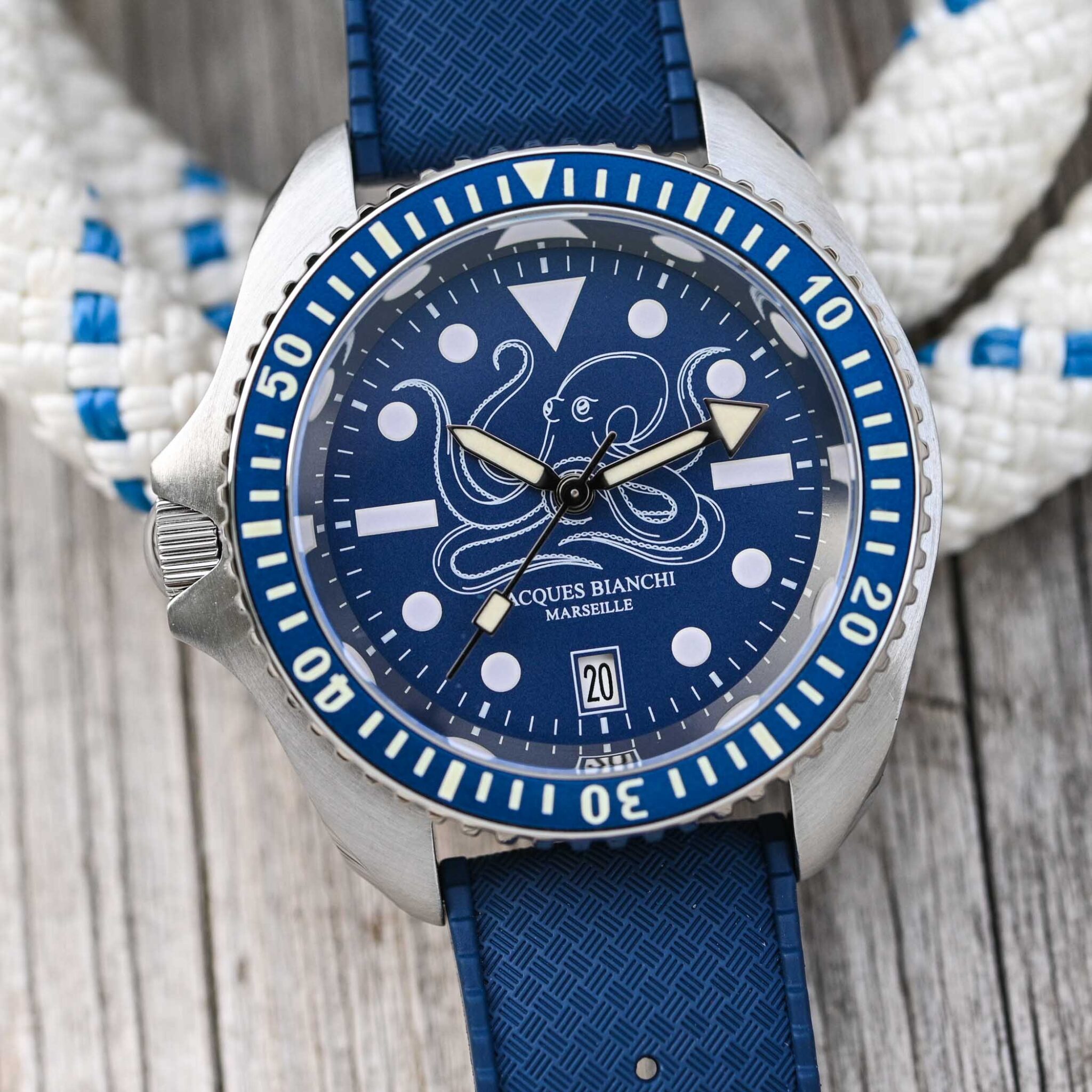 First Look: The New Jacques Bianchi JB200 Poulpro Destro Diver