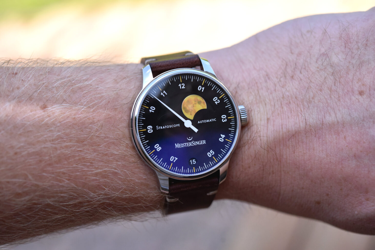 The New MeisterSinger Stratoscope Golden Moon