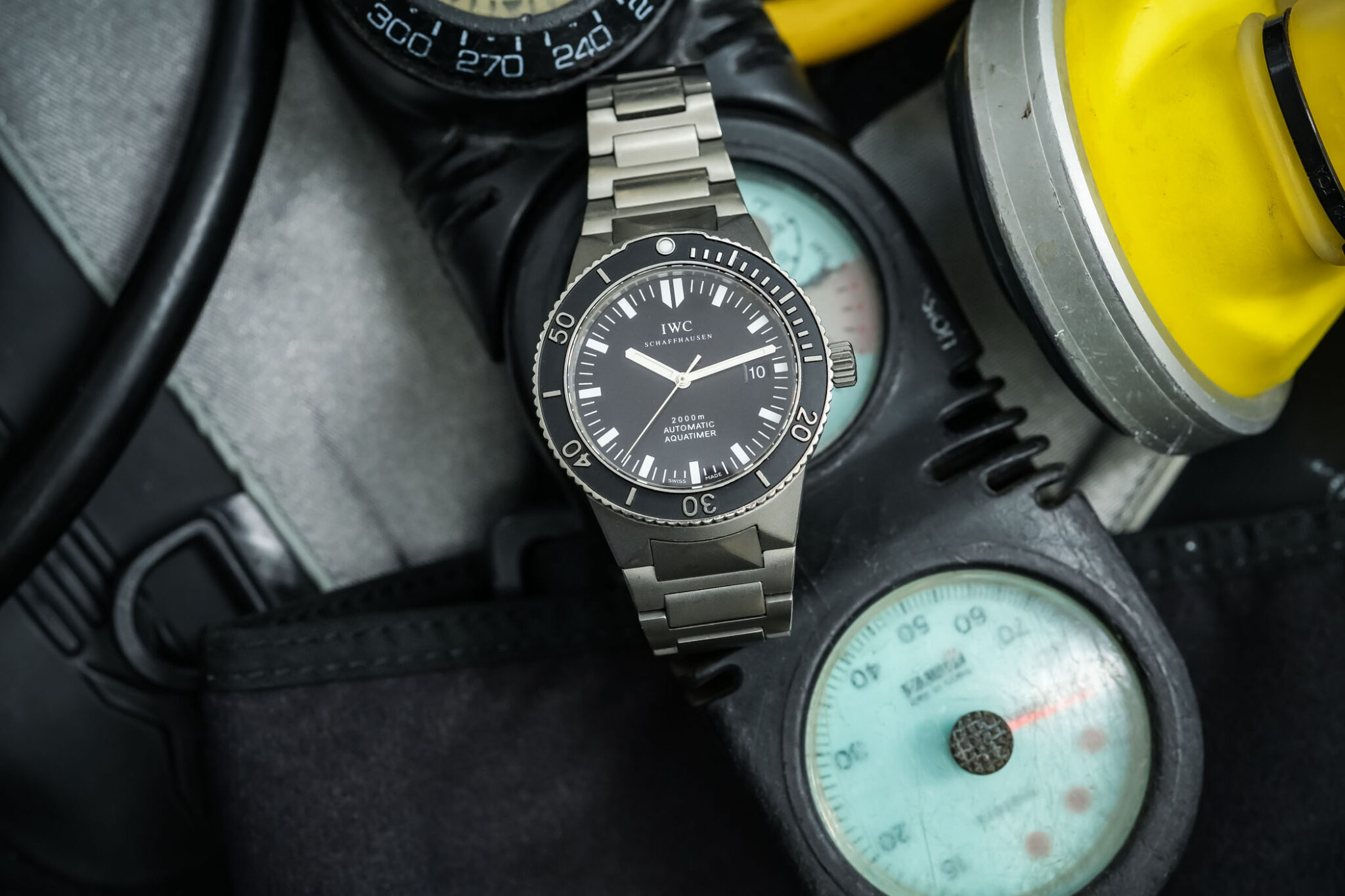 The Collector's Corner: The GST Aquatimer 2000, IWC's 1990s Great Dive ...