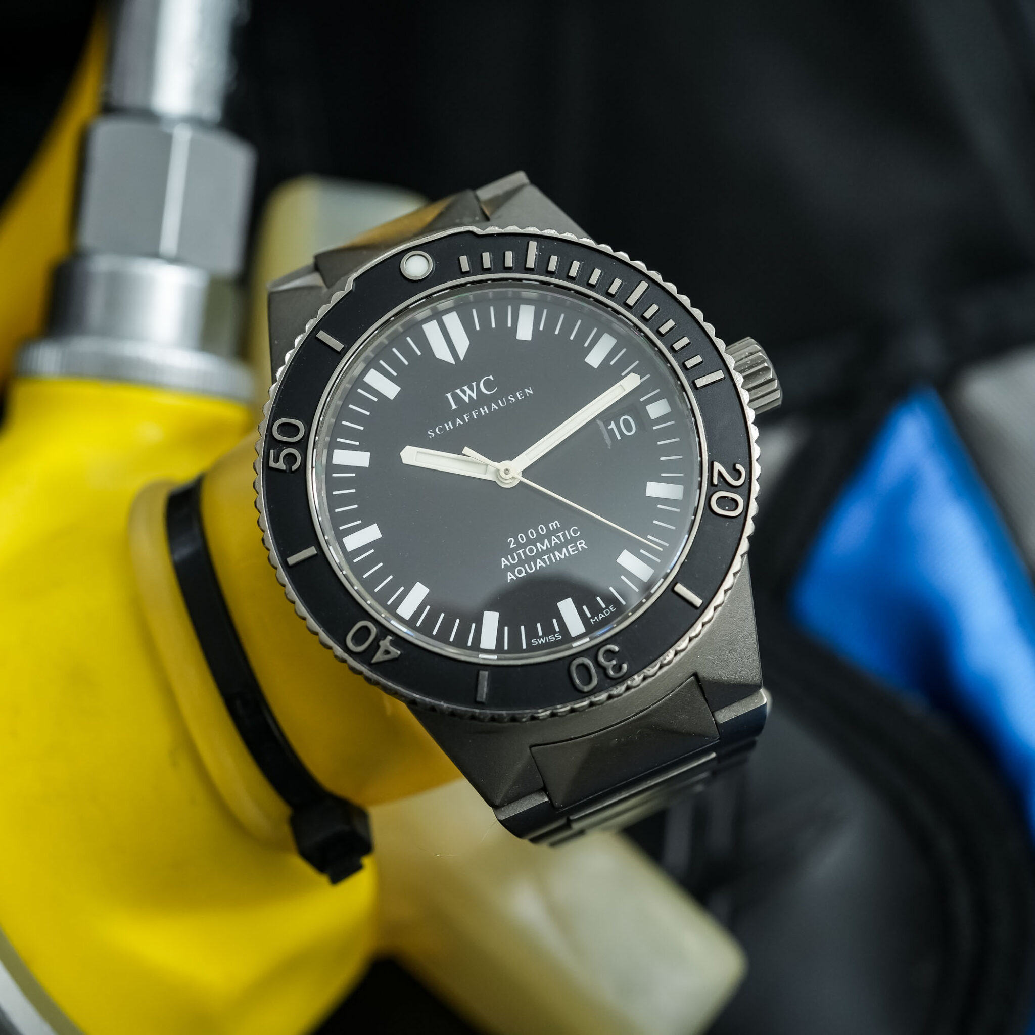The Collector's Corner: The GST Aquatimer 2000, IWC's 1990s Great Dive ...