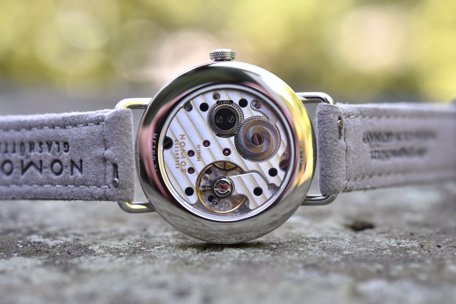 First Look: The Chic City Vibe Of The Nomos Metro 33