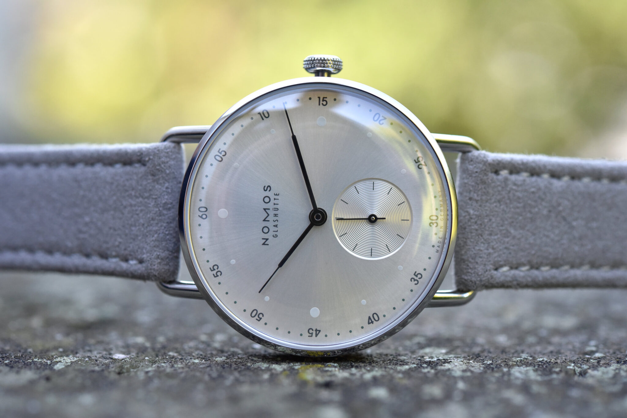 First Look: The Chic City Vibe Of The Nomos Metro 33